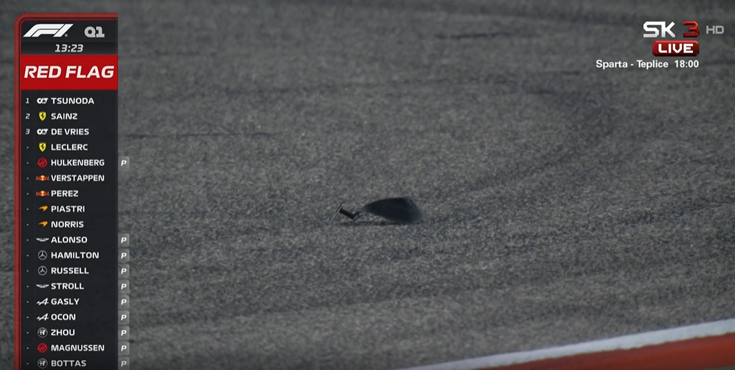 VIDEO: Leclercu otpadali dijelovi bolida po stazi - Sportklub