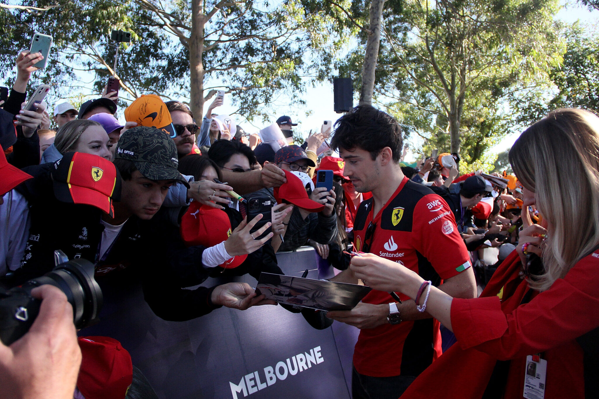 Leclerc frustriran: 'Cijenim svoje fanove, ali...' - Sportklub