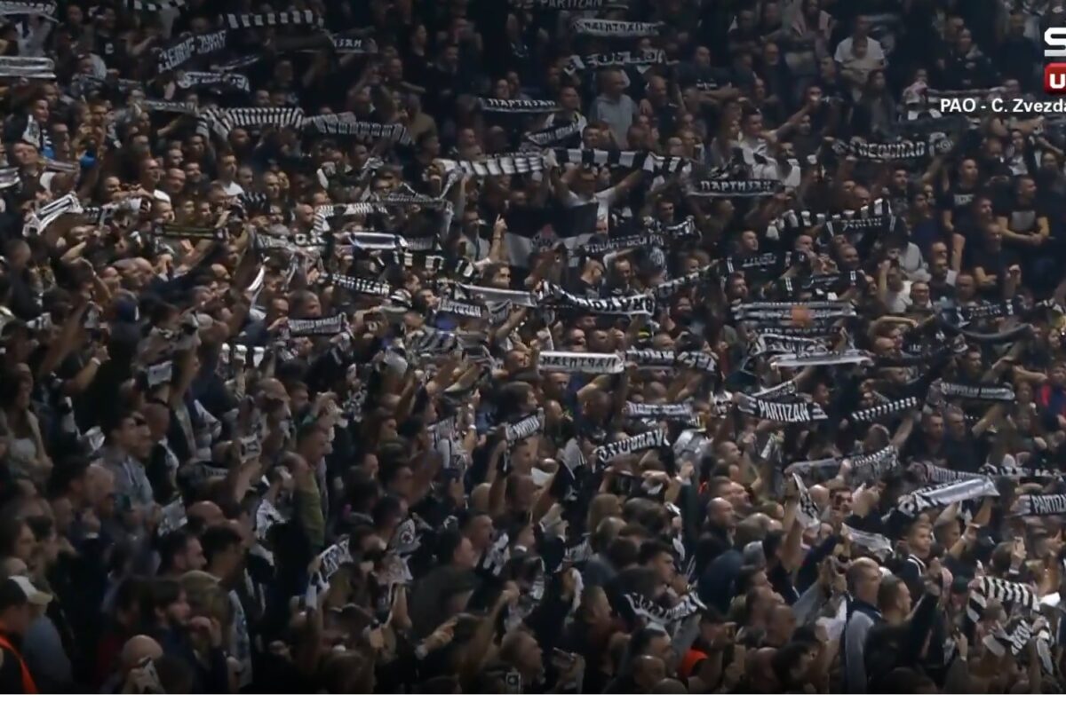 VIDEO: Navijači Partizana oduševili divnom gestom pred početak utakmice ...