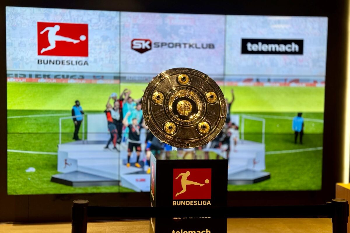 FOTO: Trofej Bundeslige je u Zagrebu, evo gdje ga možete pronaći ...
