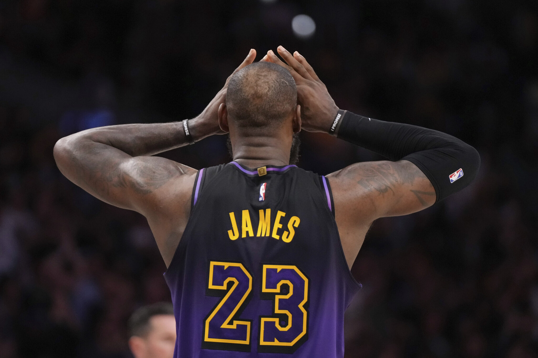Četrdesetogodišnji LeBron James dominirao u novoj pobjedi Lakersa ...