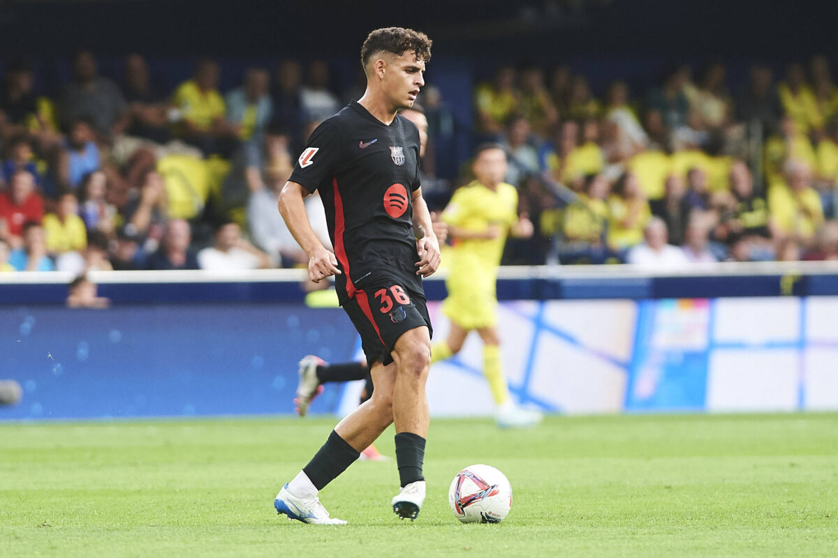 Španjolski novinar otkrio koliko će Dinamo platiti stopera Barcelone ...